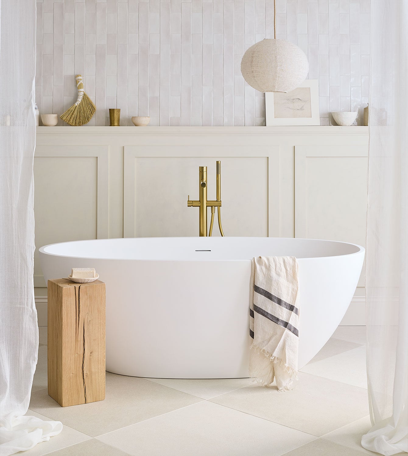 Beautiful Bathrooms from Claybrook | Free Delivery