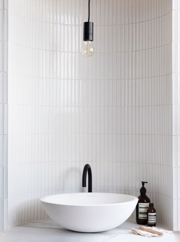 Lunar Round Basin | Marbleform | Basins | Claybrook