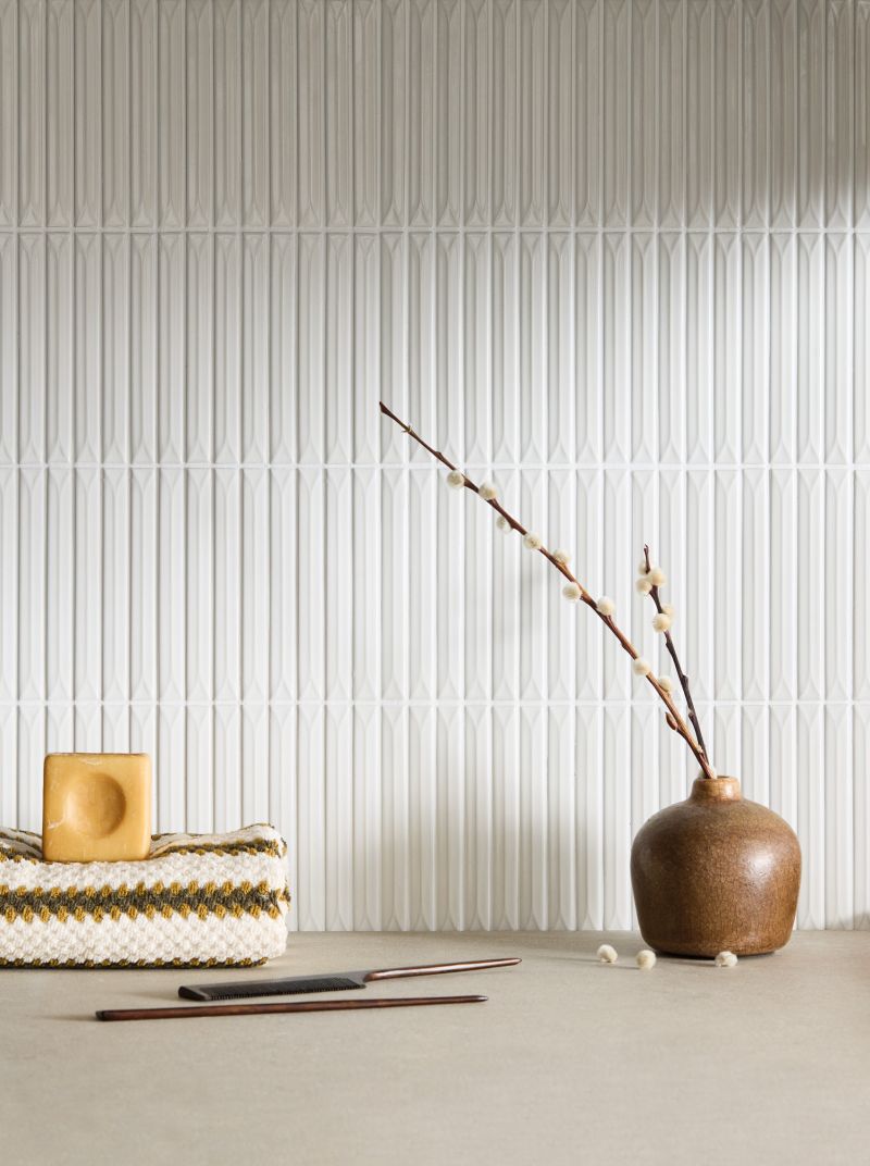 Kitami Hako | White Fluted Kit Kat Mosaic Wall Tile