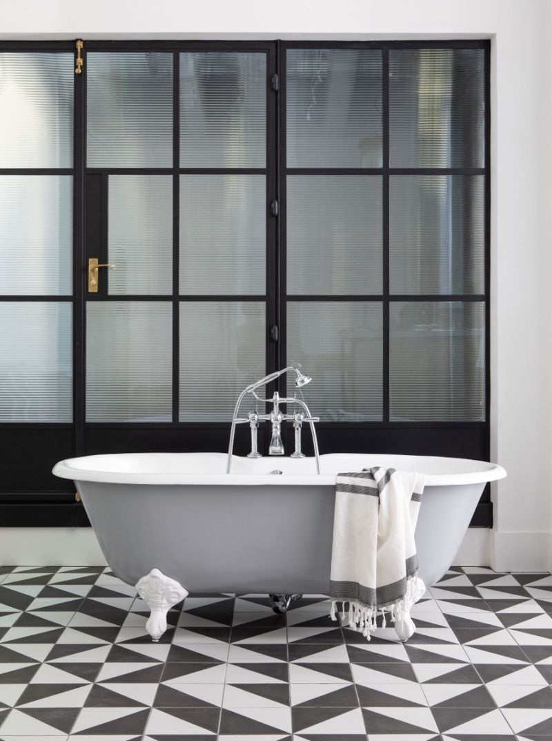 Washington Claw Foot Bath with 2 Tap Holes