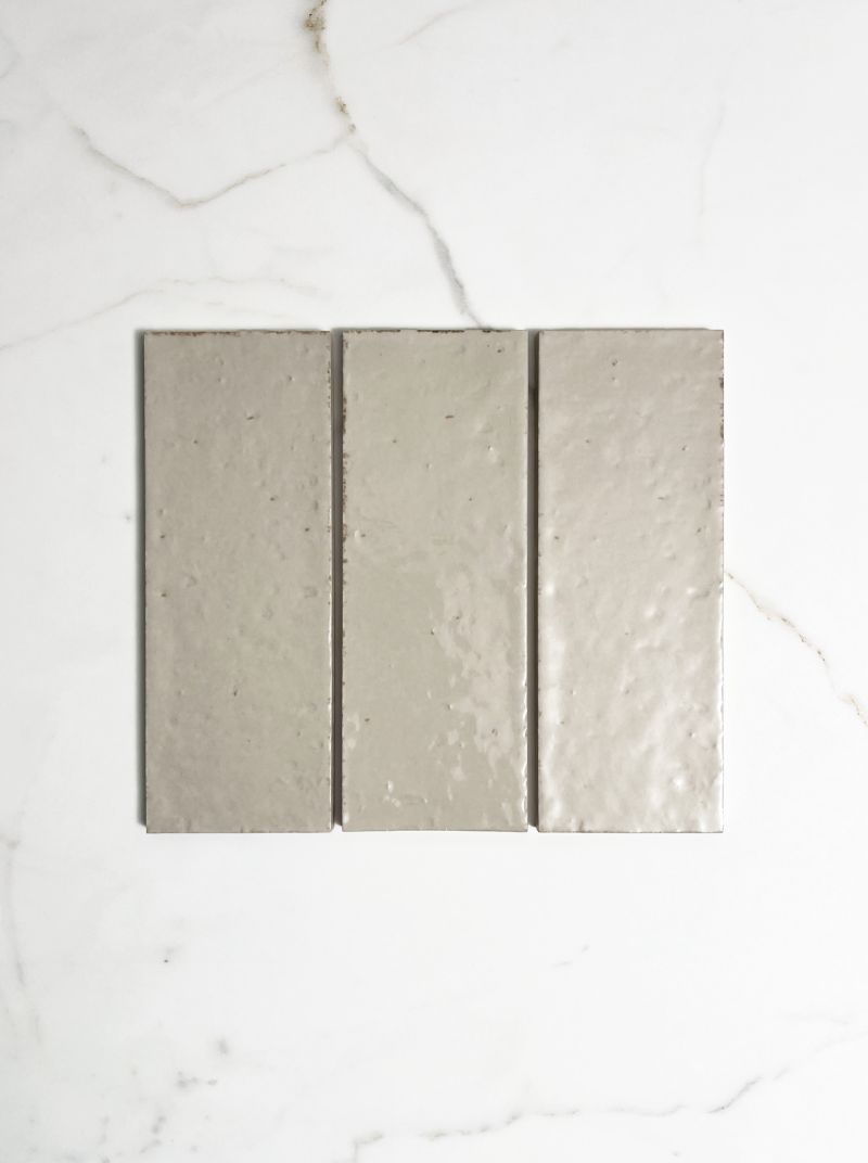 West Ridge Wells 7.5x20cm | Beige Pitted Brick Wall Tile