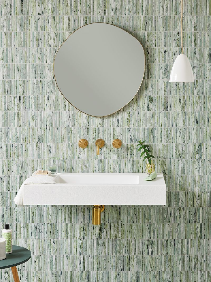 Jiggle-Wiggle Mirror