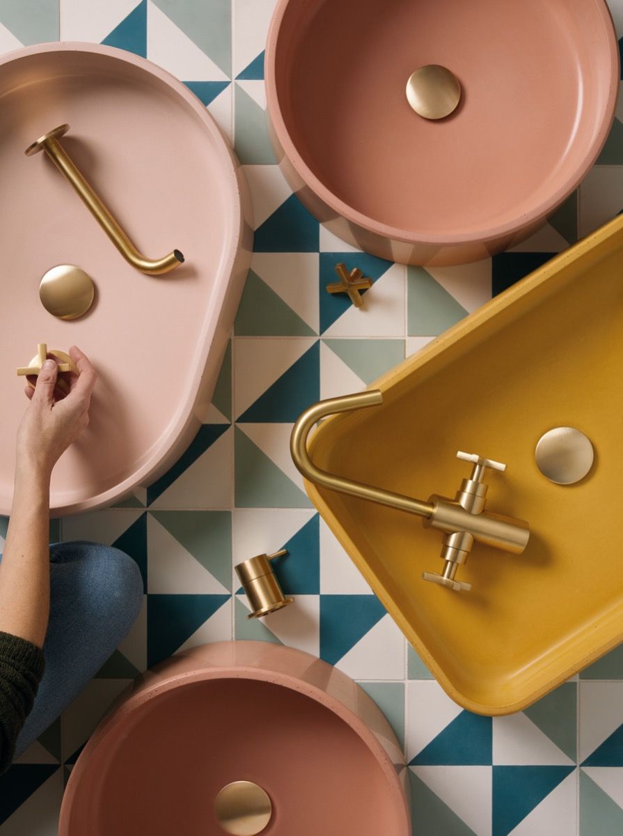 Bournbrook Mono Basin Mixer - V Spout