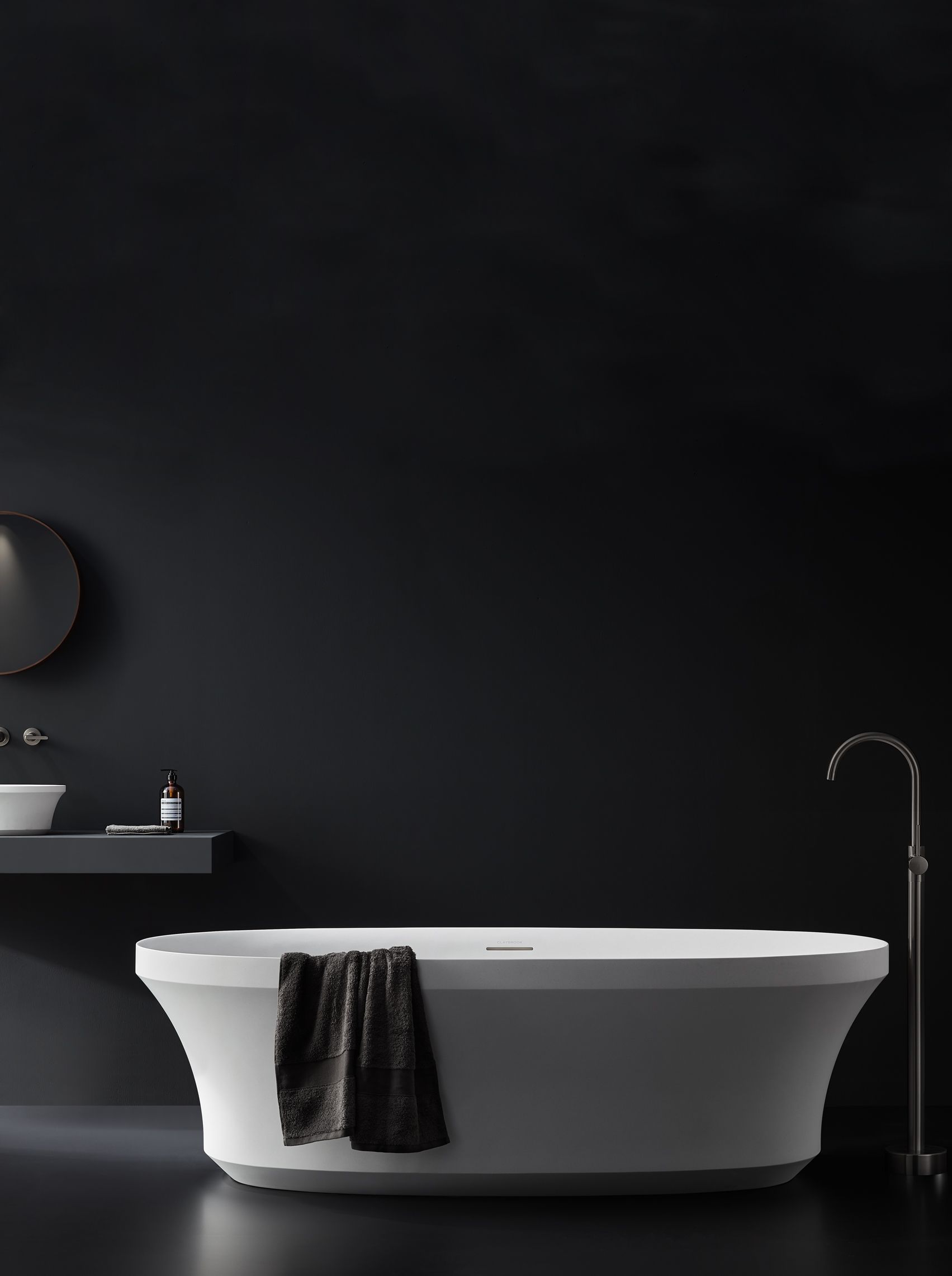 Flute MarbleForm Freestanding Bath