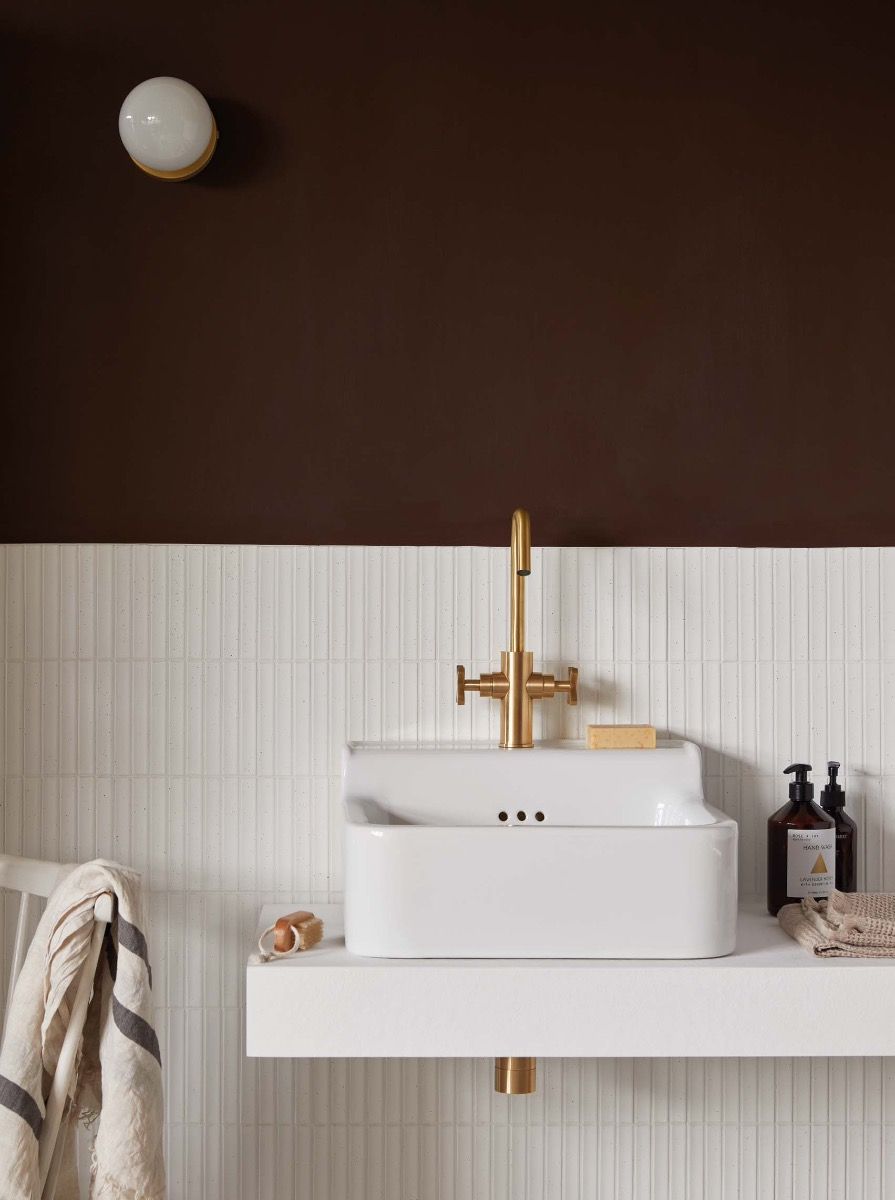 Kasama Habu | White Kit Kat Mosaic Wall Tile