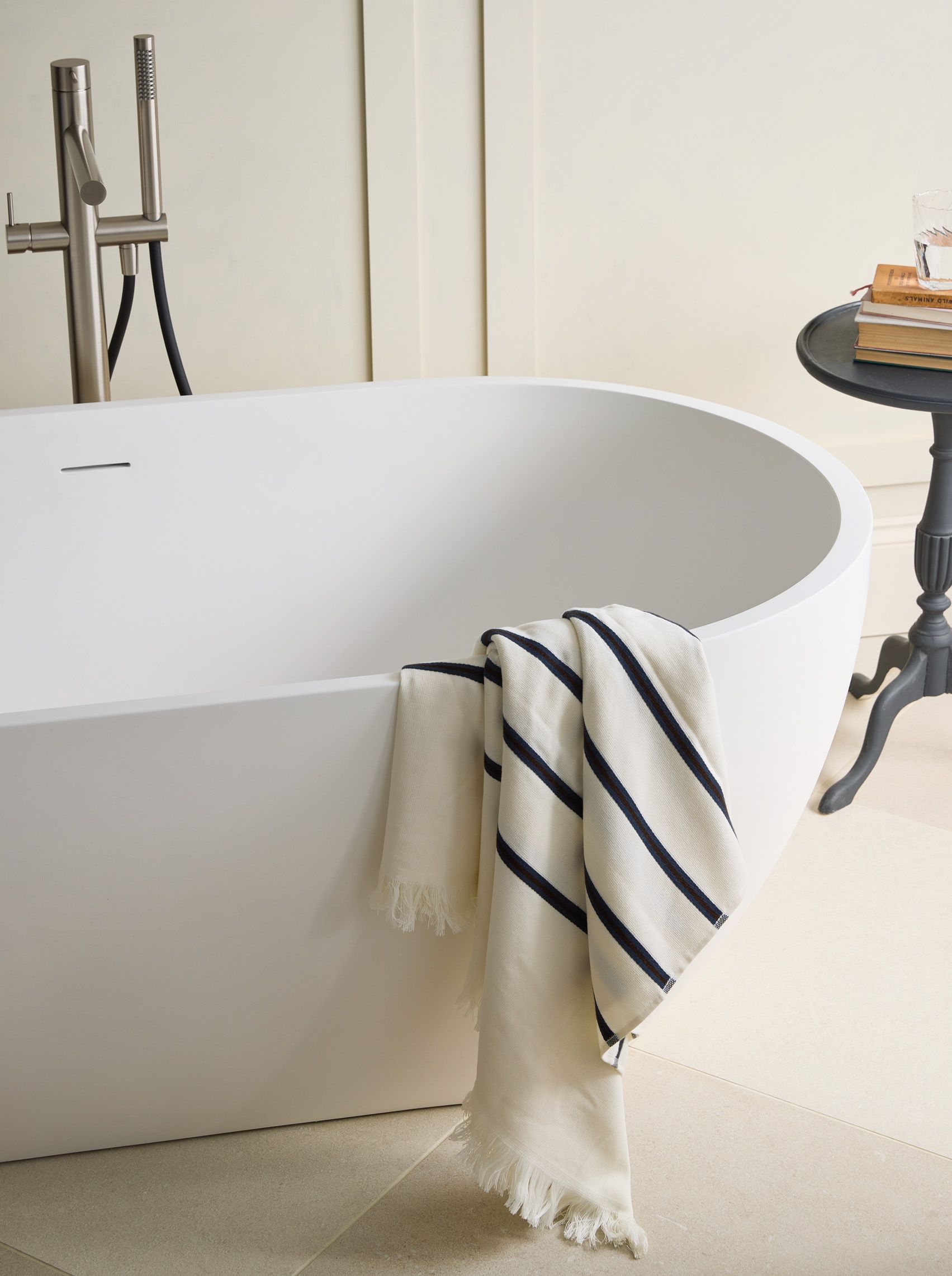 Stratus Composite Stone Freestanding Bath