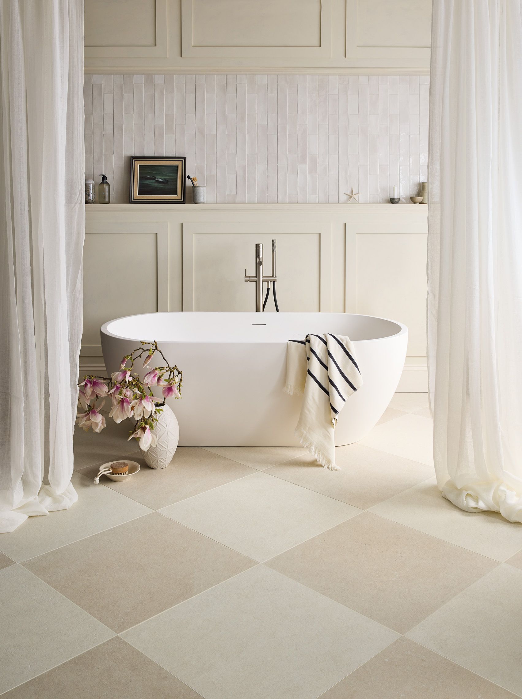 Stratus Composite Stone Freestanding Bath