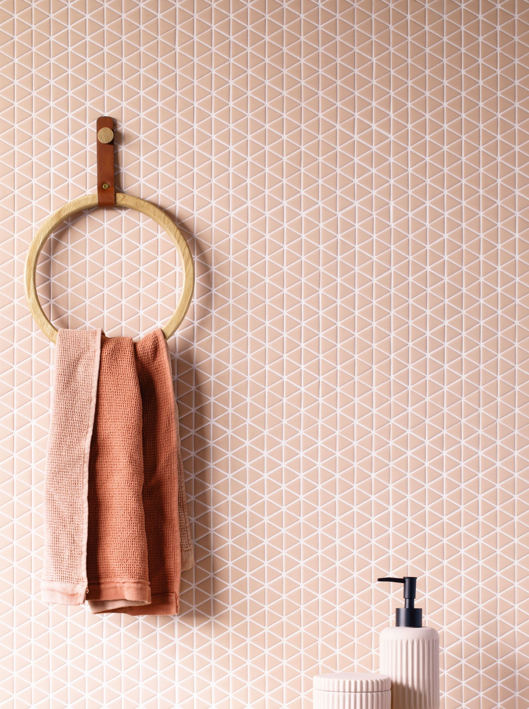 Confiserie Coconut | Matt White Glass Mosaic Wall Tile