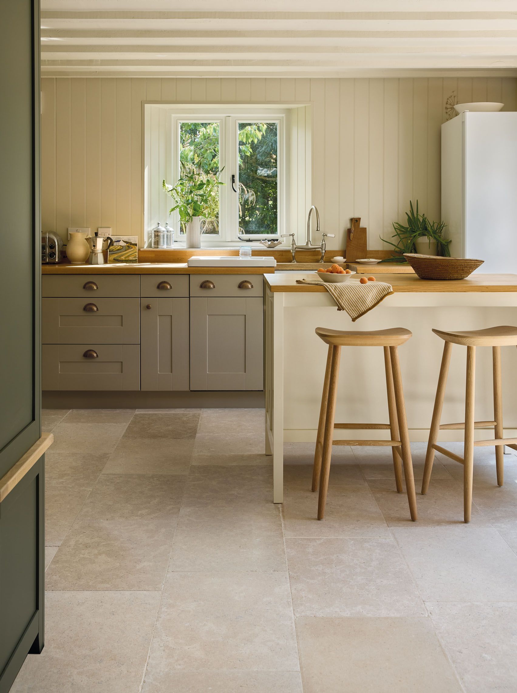 Dijon Limestone Brick 5x20cm | Beige Limestone Wall & Floor Tile